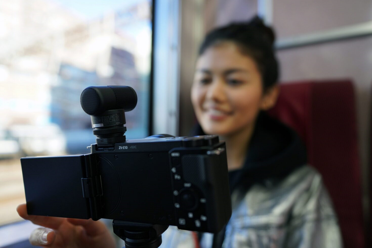 Sony presenta un micrófono de pistola que captura el sonido de forma ...