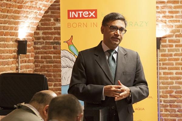 Los móviles indios de INTEX desembarcan en España | Electromarket